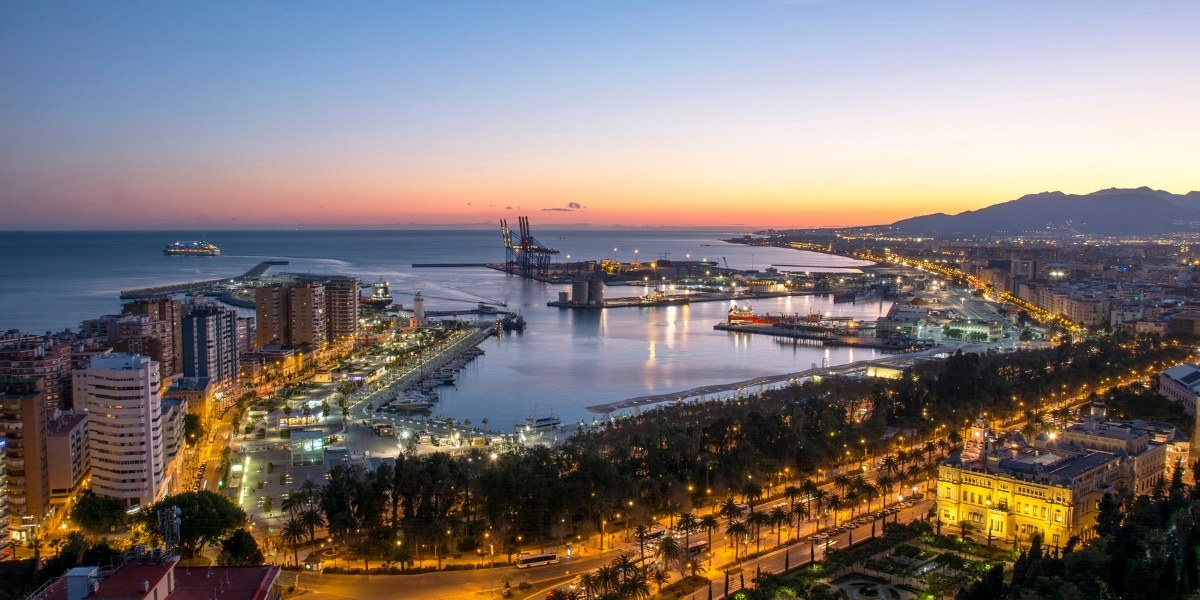 Málaga Ferries: Port Info & Travel Guide | Ferryhopper