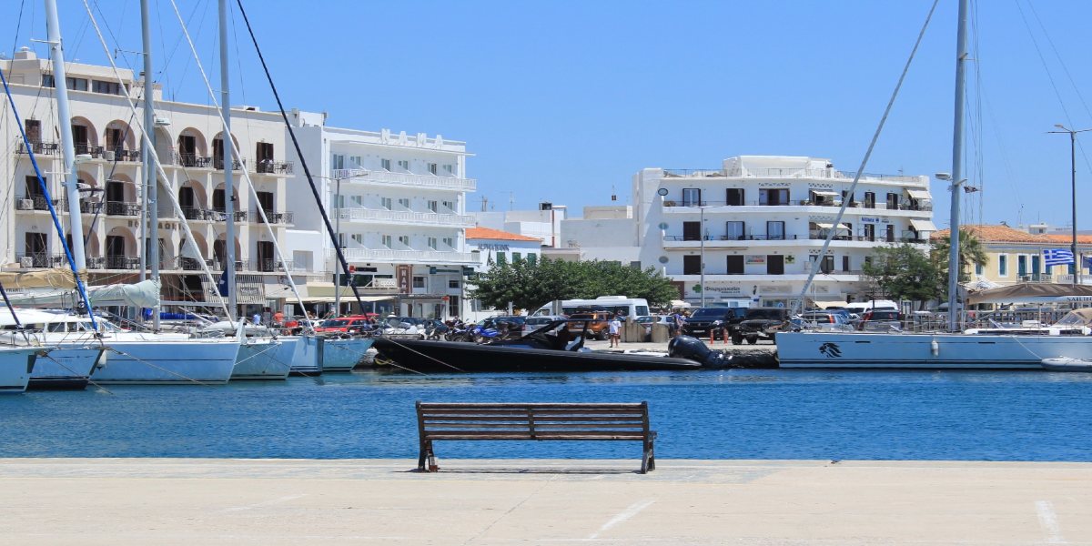 Tinos Travel Guide & Ferry Info | Ferryhopper