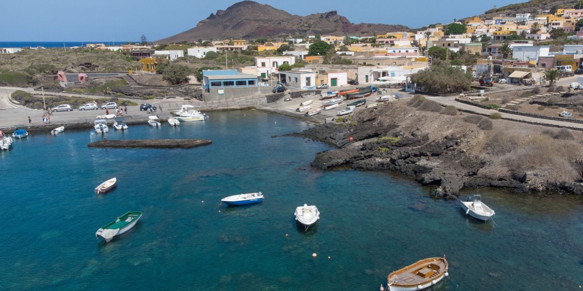 Traghetti Linosa 2025: Orari, Offerte e Biglietti | Ferryhopper