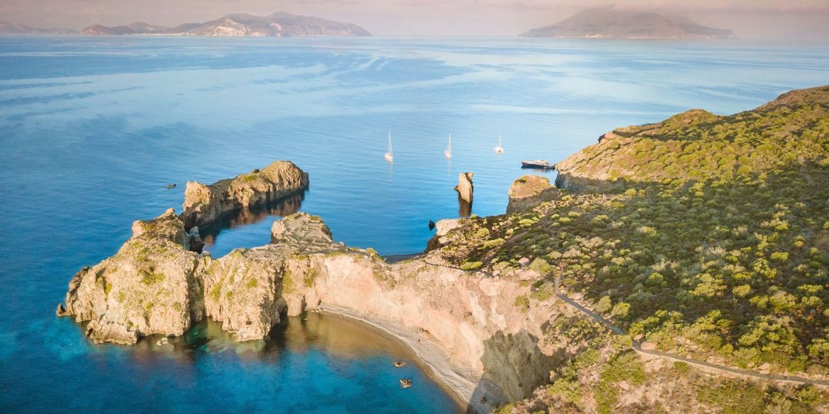 Ferries Aeolian Islands 2025: Schedules & Tickets | Ferryhopper