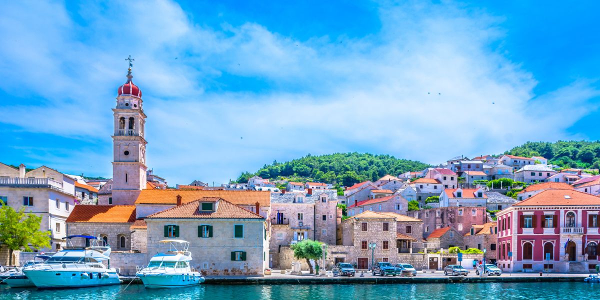 Ferries Brač 2026: Schedules & Tickets | Ferryhopper