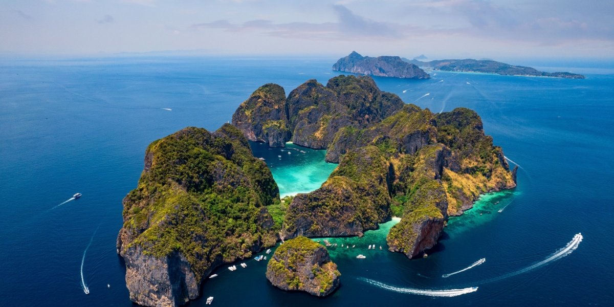 Ferries Phi Phi Islands 2026: Schedules & Tickets | Ferryhopper