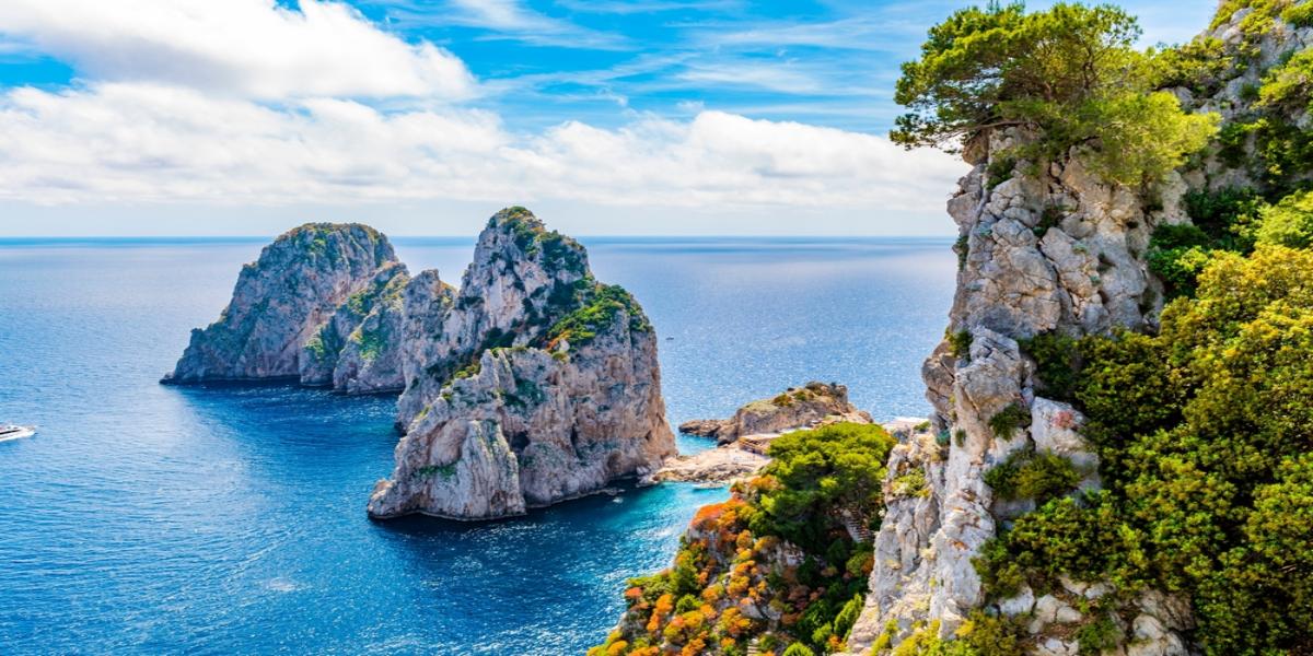 Traghetti Portici - Capri 2026: Orari, Prezzi e Biglietti | Ferryhopper