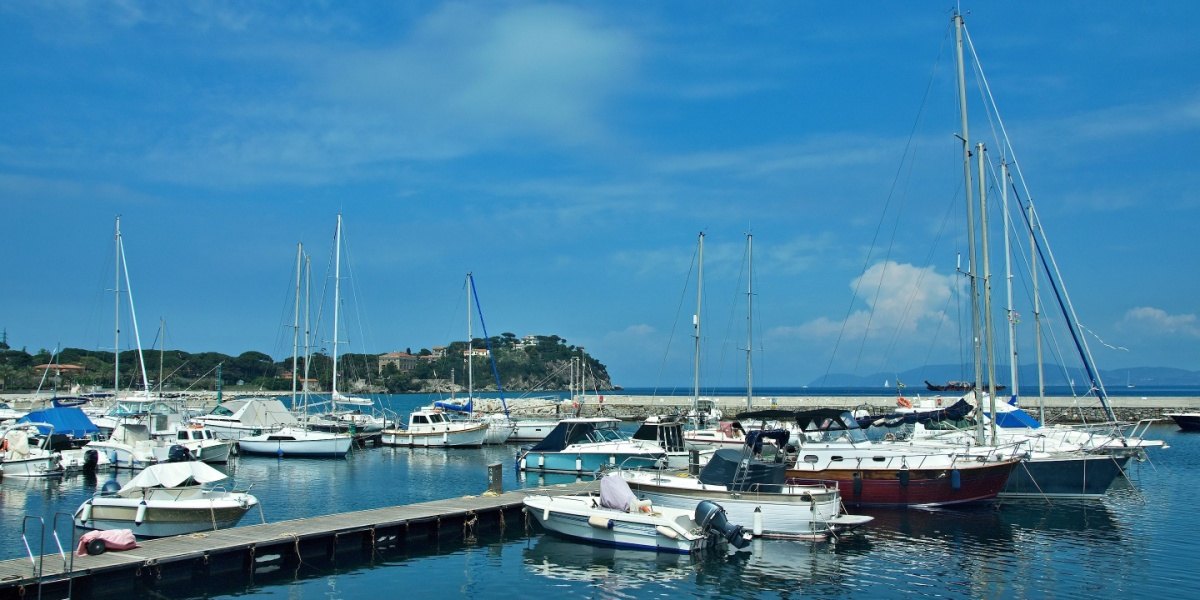 Piombino - Cavo (Elba) Ferry, Tickets, Schedules | Ferryhopper