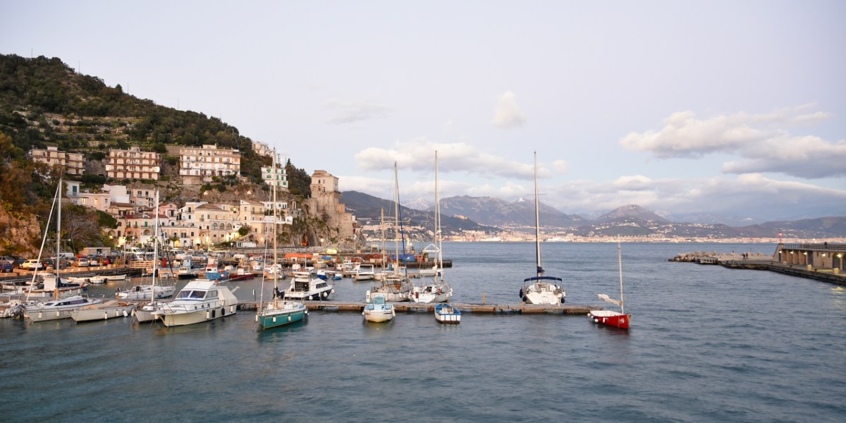 Positano - Cetara ferry, tickets & schedules 2026 | Ferryhopper