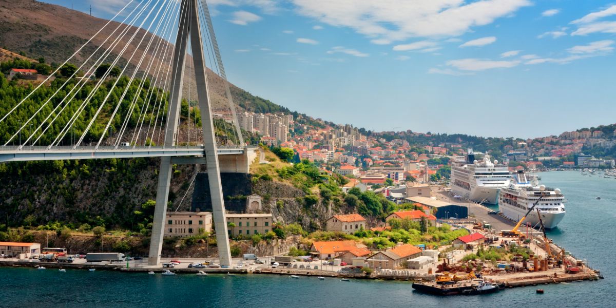 Makarska – Dubrovnik trajekt, karte i raspored 2026 | Ferryhopper