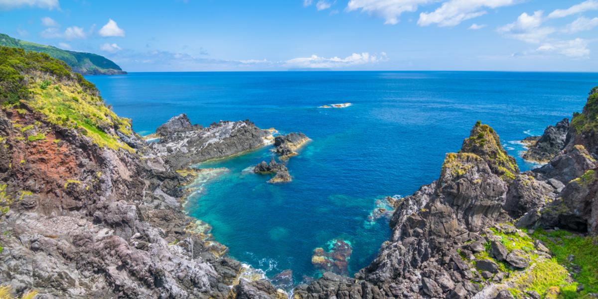 Corvo - Flores: Ferries, Bilhetes e Horários 2026 | Ferryhopper