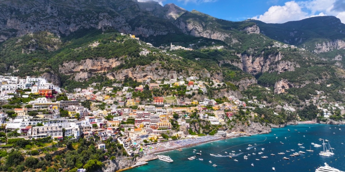 Traversée Vietri sul Mare - Positano : Bateaux, Billets & Horaires en ...