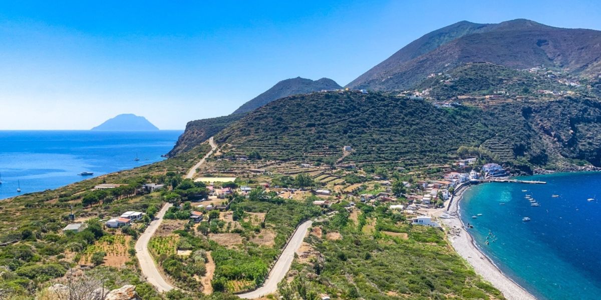 Fähre Vulcano-Filicudi: Tickets, Fahrplan, Preise | Ferryhopper