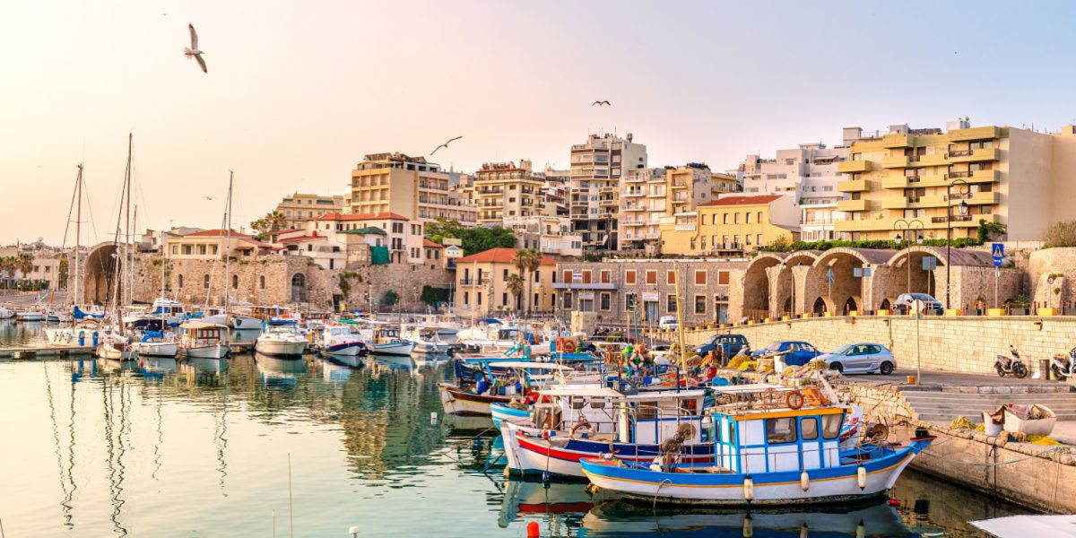 Santorini-Heraklion (Crete) Ferry, Tickets & Schedules | Ferryhopper