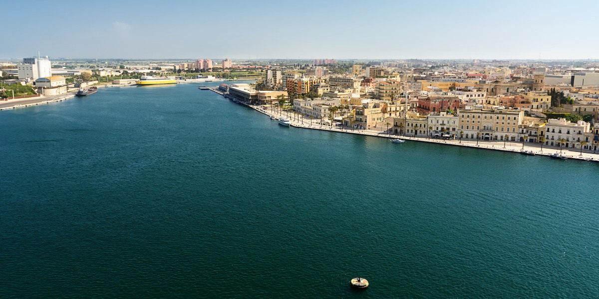 Αυλώνας - Μπρίντιζι Ακτοπλοϊκά & Δρομολόγια | Ferryhopper