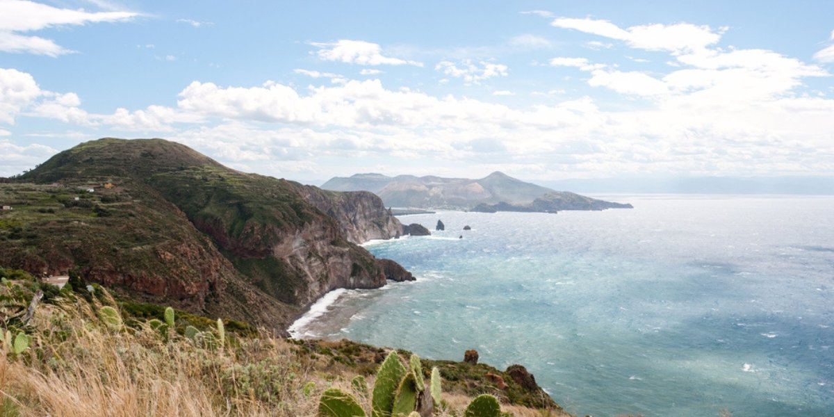 Vibo Valentia-Lipari Ferry, Tickets, Schedules | Ferryhopper