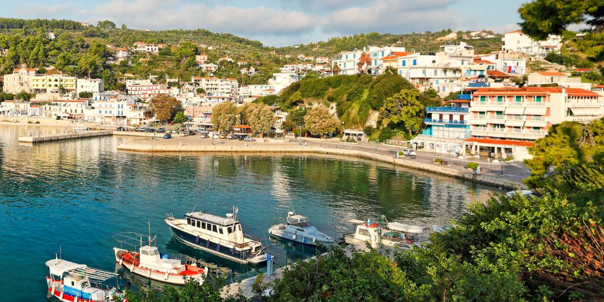 Volos - Alonissos: Ferries, Bilhetes e Horários 2026 | Ferryhopper