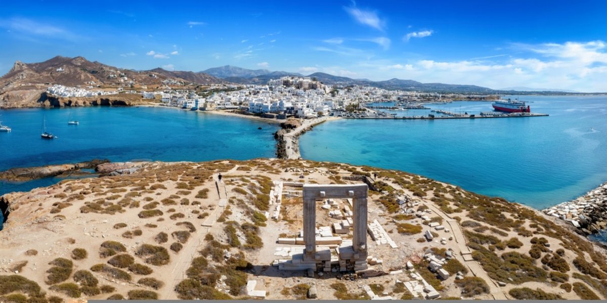 Traversée Syros - Naxos : Bateaux, Billets & Horaires en 2025 | Ferryhopper