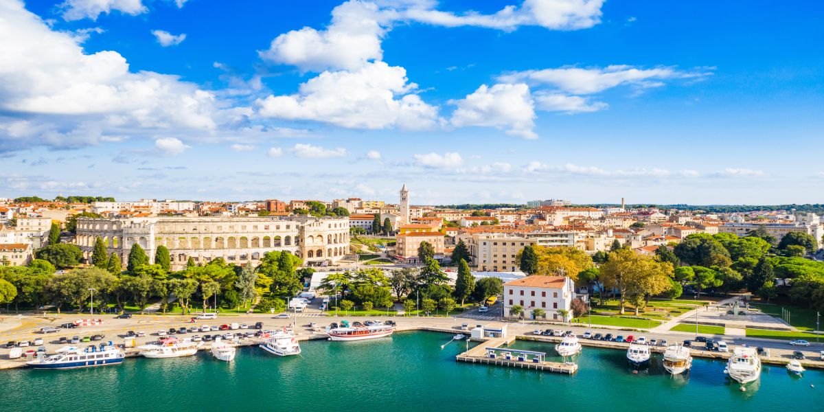 Pula-Ilovik Ferry, Tickets, Schedules | Ferryhopper