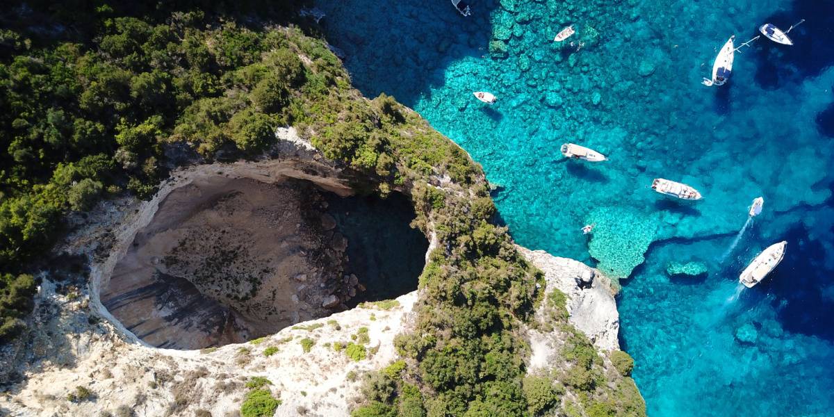 Ferry Zacinto - Paxoí (2026): Horarios y Billetes | Ferryhopper