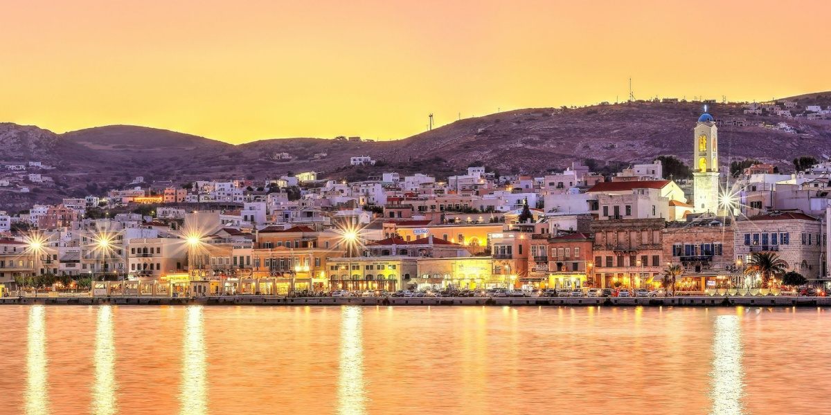 Promy Siros - Pireus: bilety i rozkłady w 2025 roku | Ferryhopper