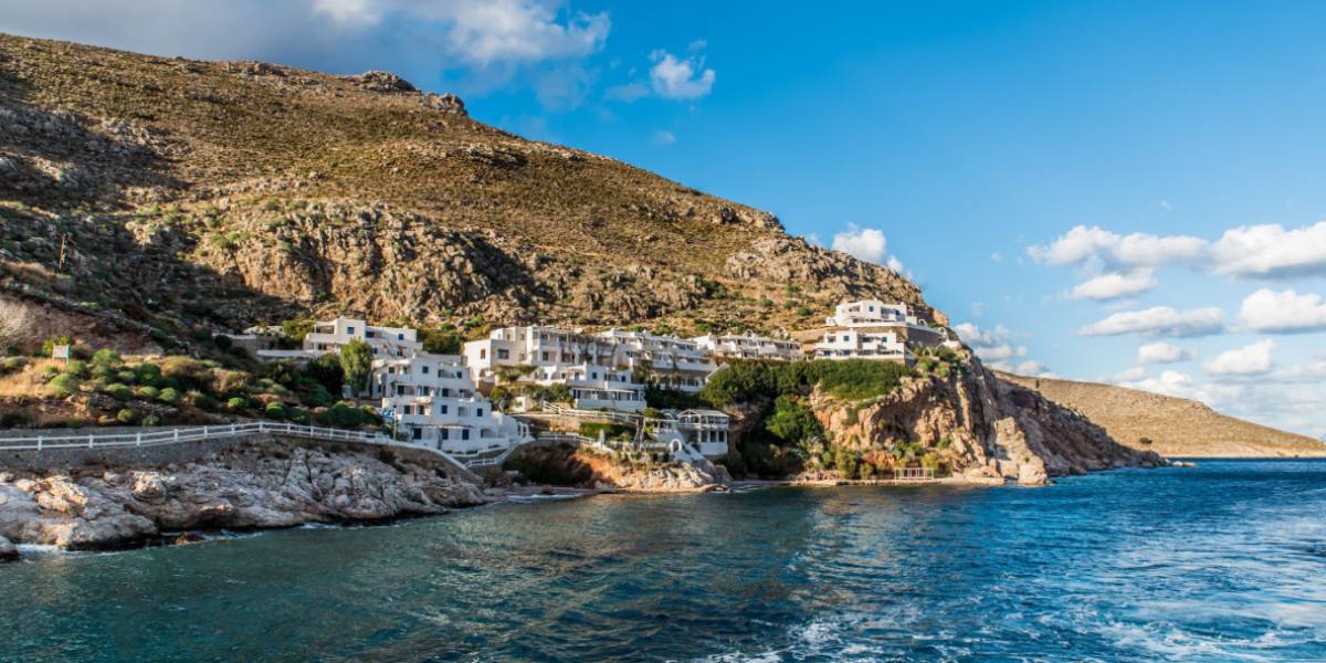 Pireu - Tilos: Ferries, Bilhetes e Horários 2025 | Ferryhopper