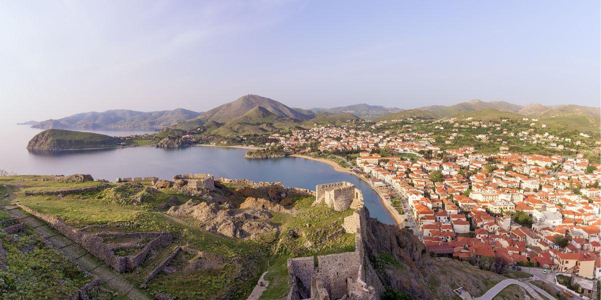 6+1 Νησιά για το Τριήμερο της 28ης Οκτωβρίου | Ferryhopper