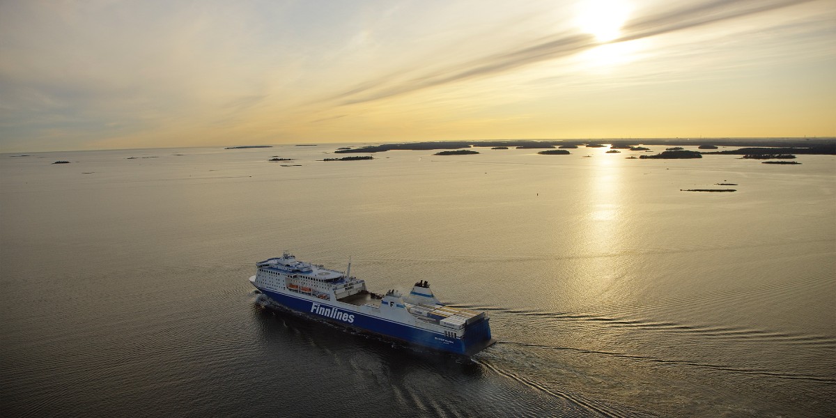 Finnlines Ferries Onboard Services | Ferryhopper