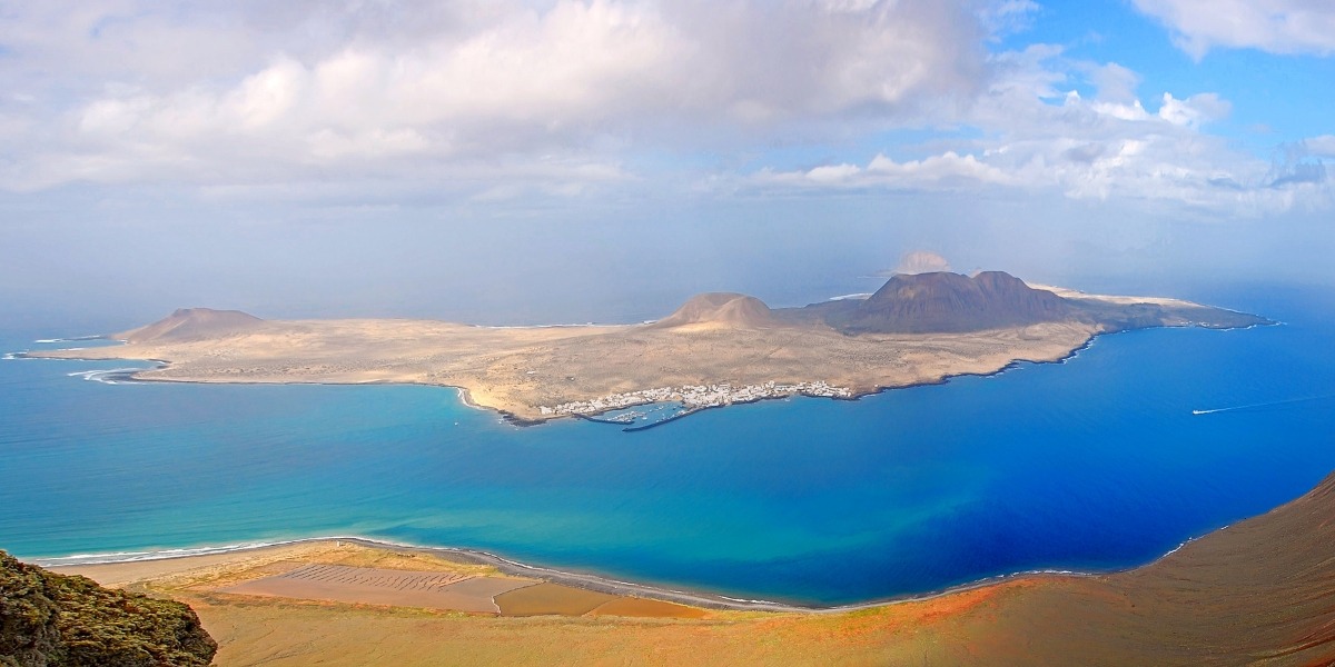 Top 4 Weekend Getaways in the Canaries | Ferryhopper