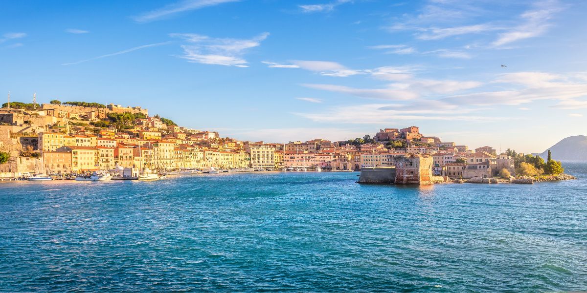 France - Italy ferries 2026: routes, prices & schedules | Ferryhopper