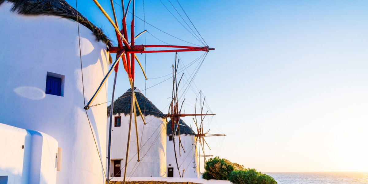 5+1 Greek islands with high-quality services | Ferryhopper