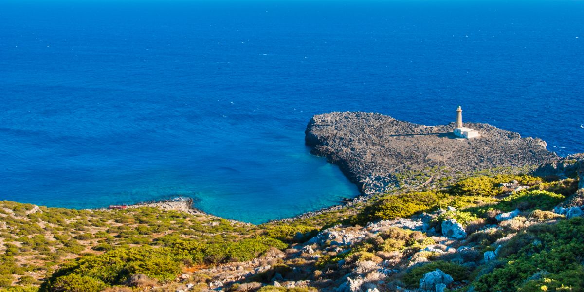 Γαλήνιο Τριήμερο στα Αντικύθηρα | Ferryhopper