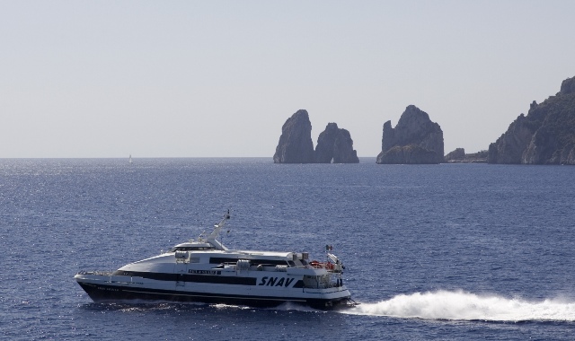 Traghetti Ischia 2026: Orari, Offerte e Biglietti | Ferryhopper