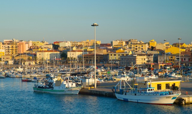 Ports en Sardaigne : Guide pour rejoindre l'île | Ferryhopper