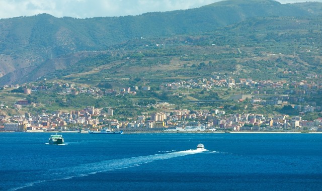 Traghetti Villa San Giovanni 2026: Orari, Offerte e Biglietti | Ferryhopper