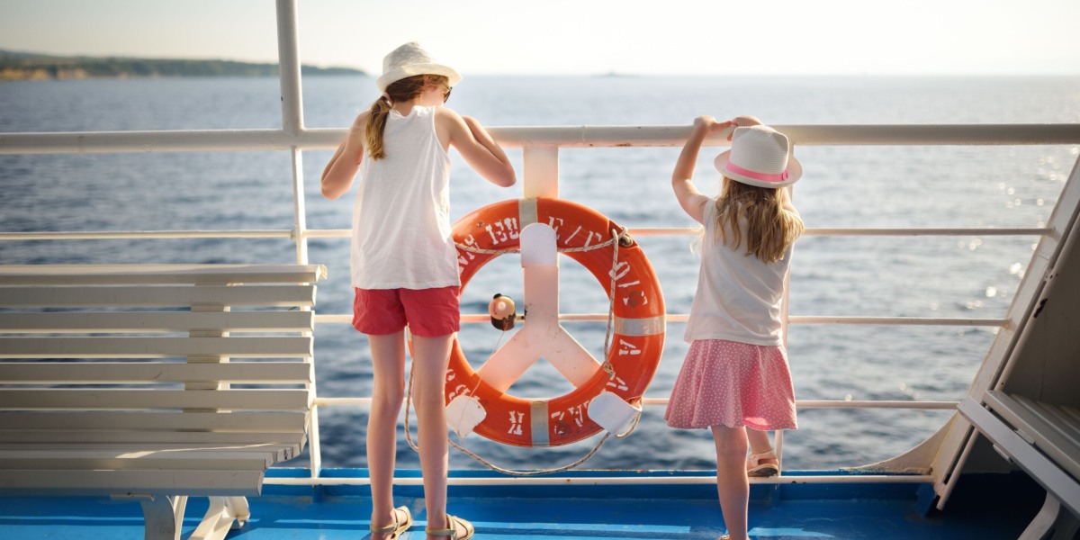 Tips for Families Traveling by Ferry | Ferryhopper
