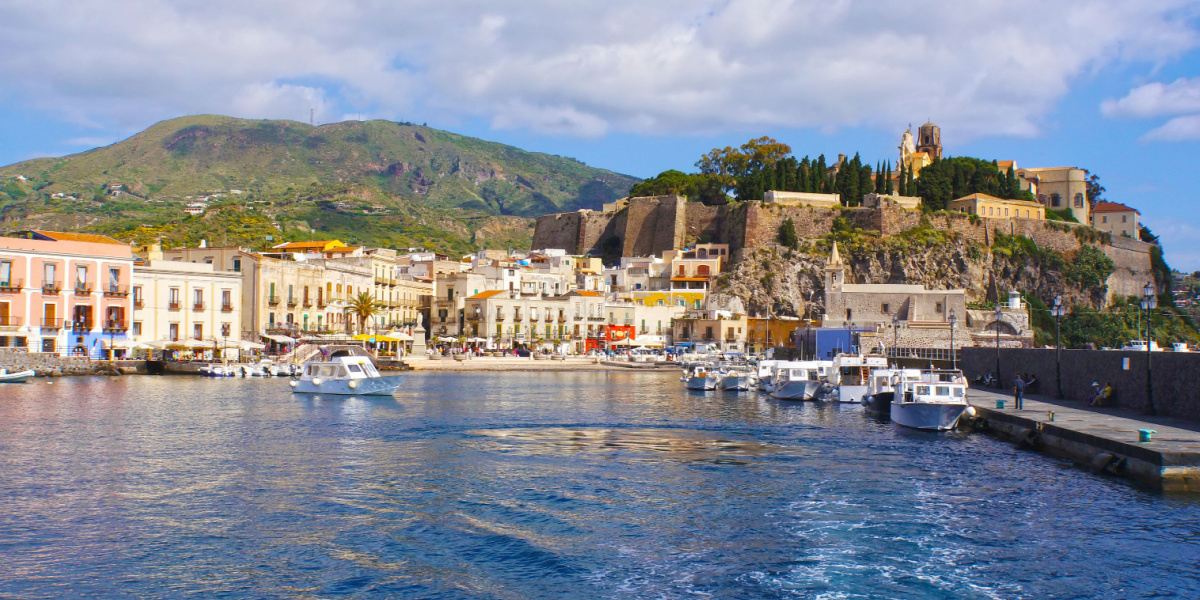 Lipari Travel Guide, Ferry Schedules & Tickets | Ferryhopper